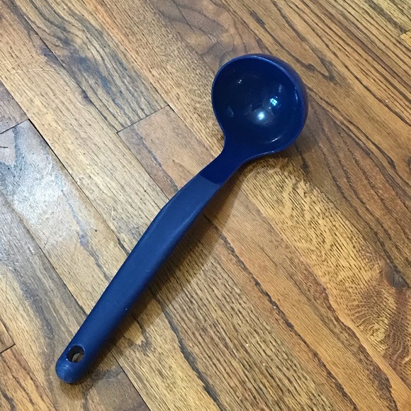 Tupperware | Kitchen | Tupperware Blue Serving Ladle Large Soup Stew ...